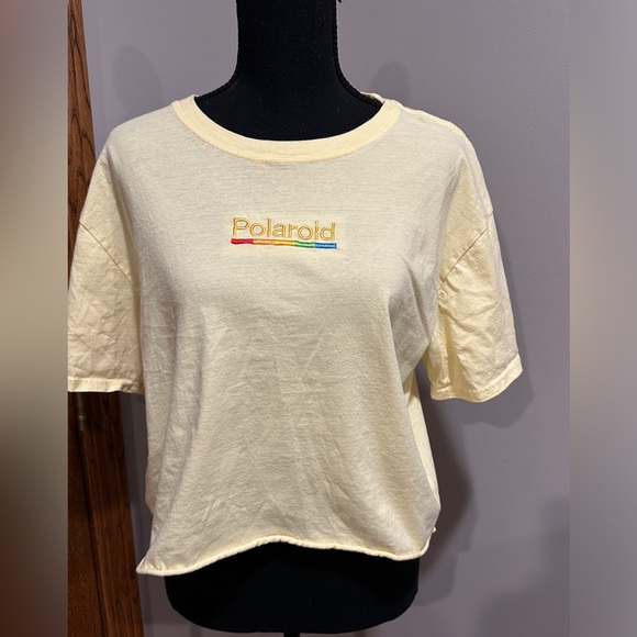 Tops | Graphic Crop Tee | Poshmark